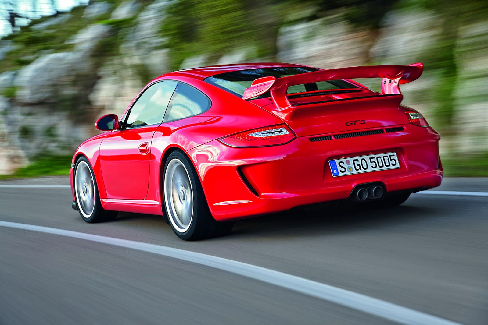 New Porsche Cayman GT4 Vs Used 997 911 GT3 w Poll Carscoops New Porsche Cayman GT4 Vs Used 997 911 GT3 w Poll Carscoops