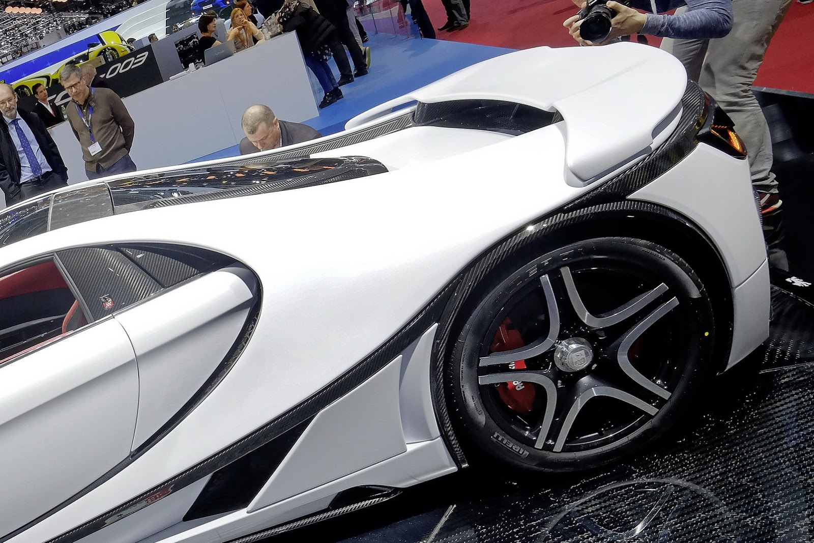 Spain’s Spania GTA Debuts New GTA Spano Chock-Full With Graphene ...