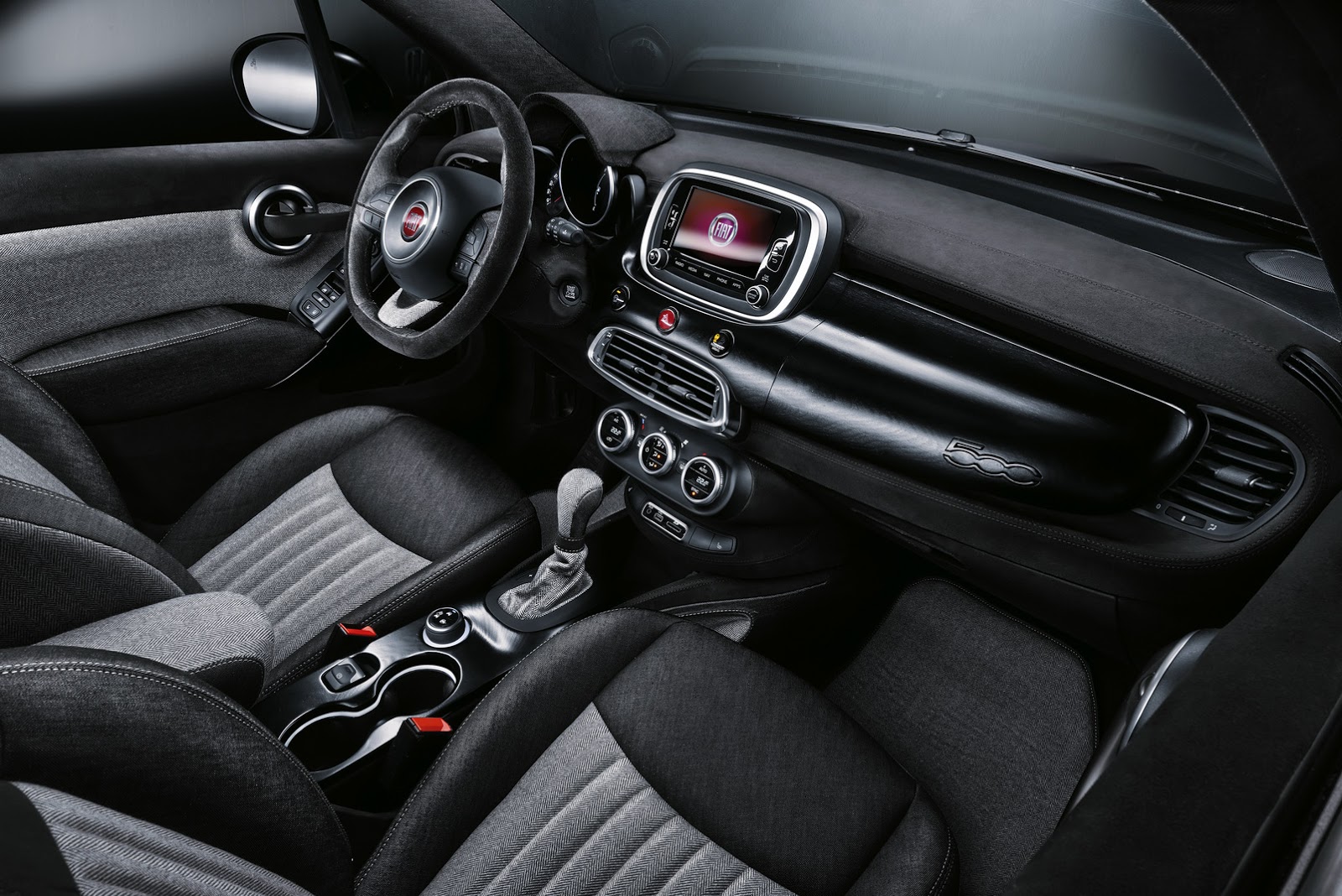 Fiat 500X Black Tie Study Made By Lapo Elkann’s Garage Italia Customs ...