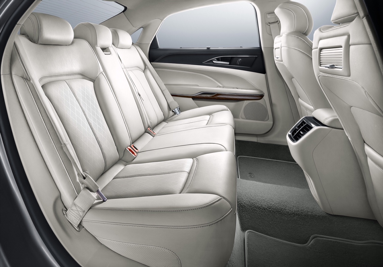 Ford’s All-New Taurus Reveals Its Rear Assets In Shanghai | Carscoops