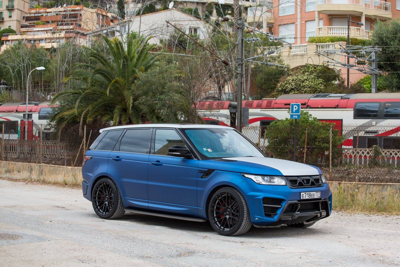 400 HP Larte Design Range Rover Sport Turns Blue [96 Pics] | Carscoops