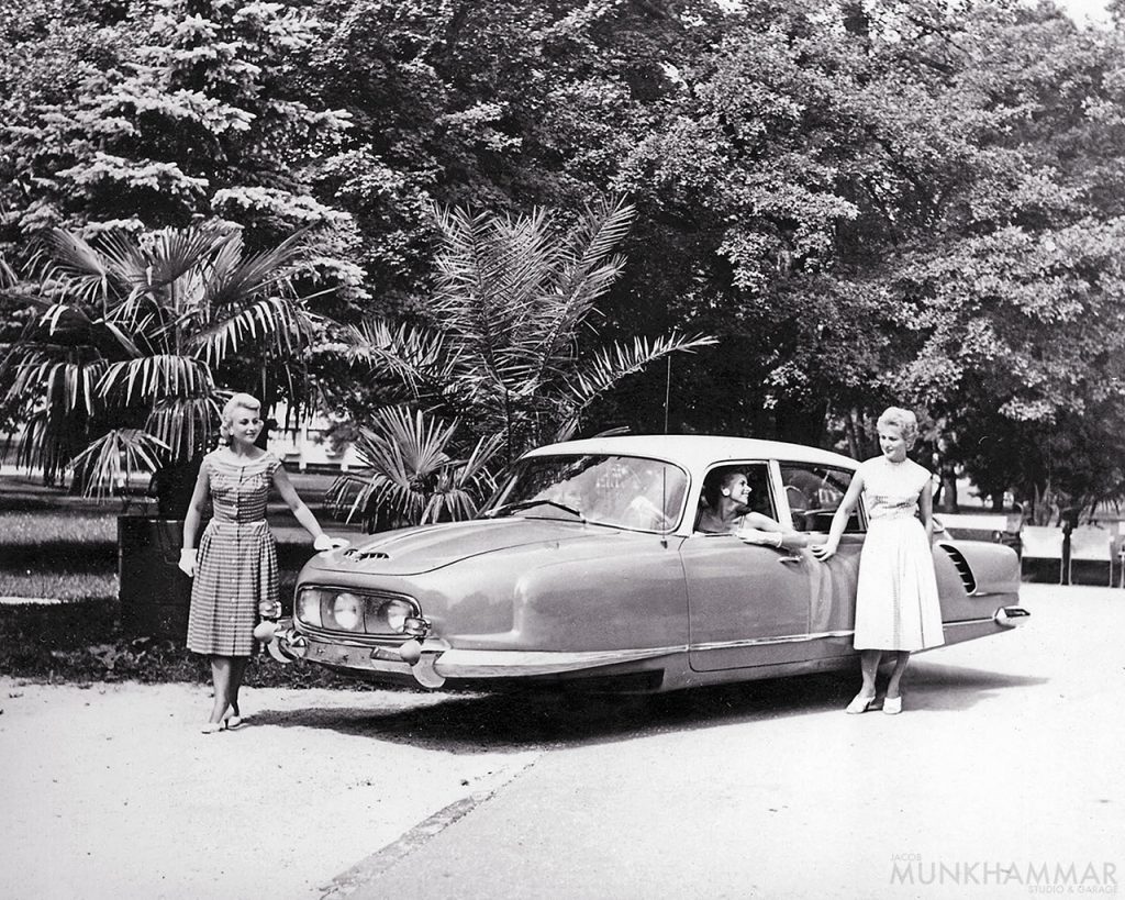 Swedish Artist Has You Covered On Floating Cars; Most Are Citroens ...