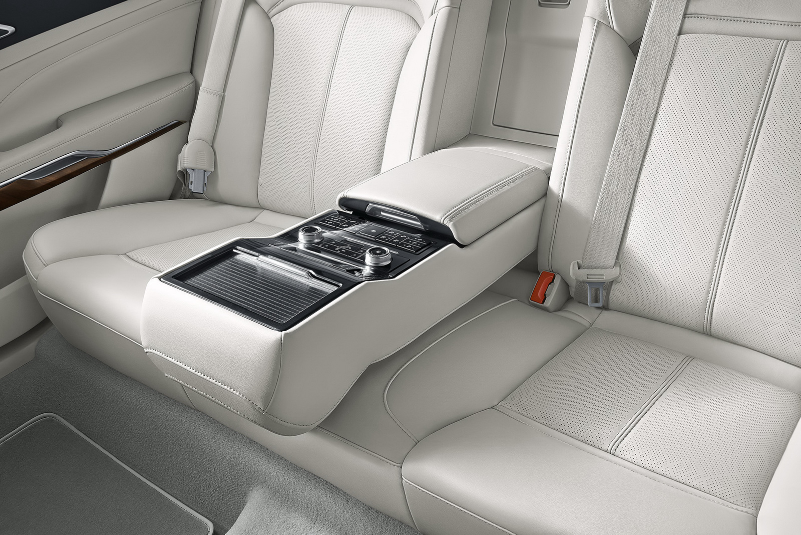 Ford’s All-New Taurus Reveals Its Rear Assets In Shanghai | Carscoops