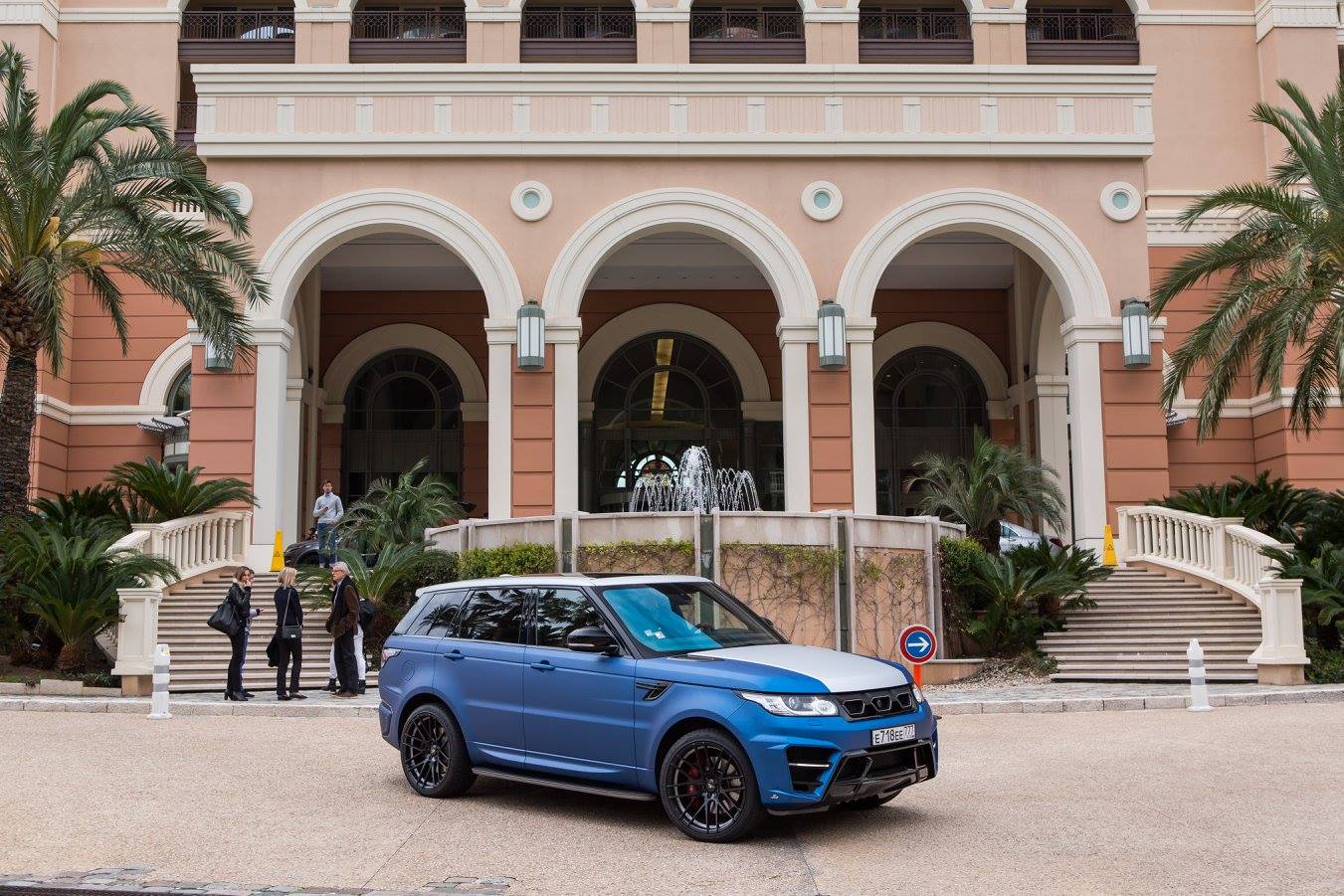 400 HP Larte Design Range Rover Sport Turns Blue [96 Pics] | Carscoops