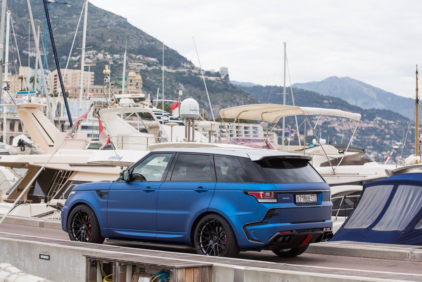 400 HP Larte Design Range Rover Sport Turns Blue [96 Pics] | Carscoops