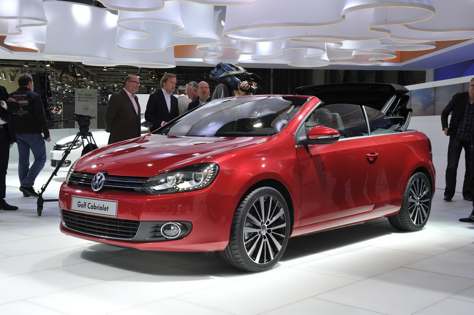 New EU6 Engines Make VW Golf Cabriolet Up To 15 Percent More Fuel ...