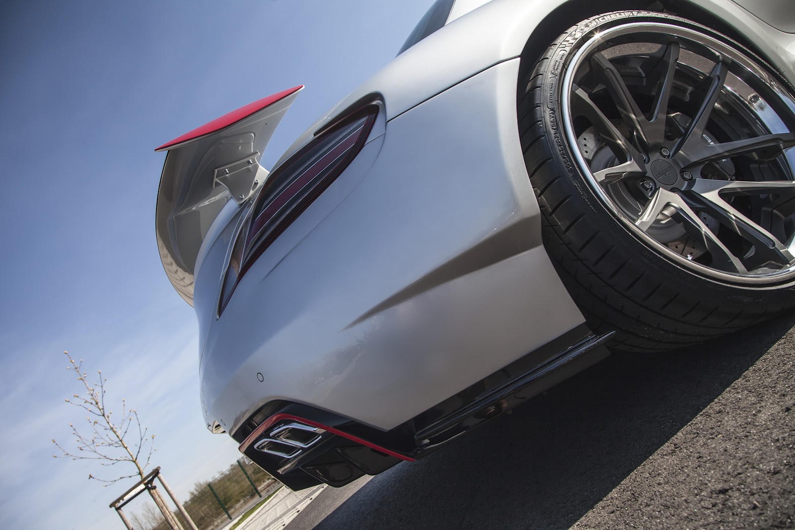 Check Out The Ultra-Aggressive Prior Design Mercedes SLS In 24 New ...