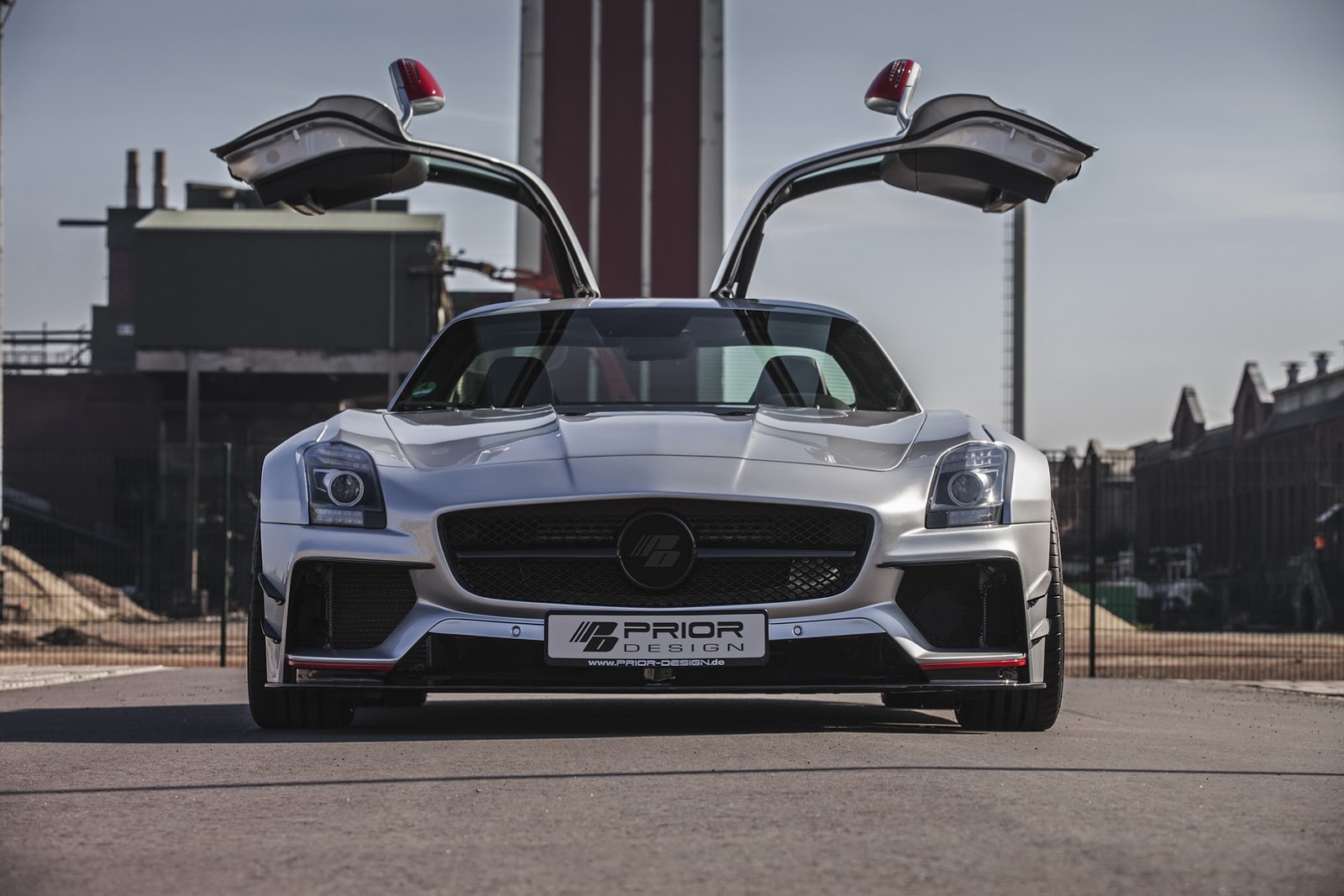 Check Out The Ultra-Aggressive Prior Design Mercedes SLS In 24 New ...