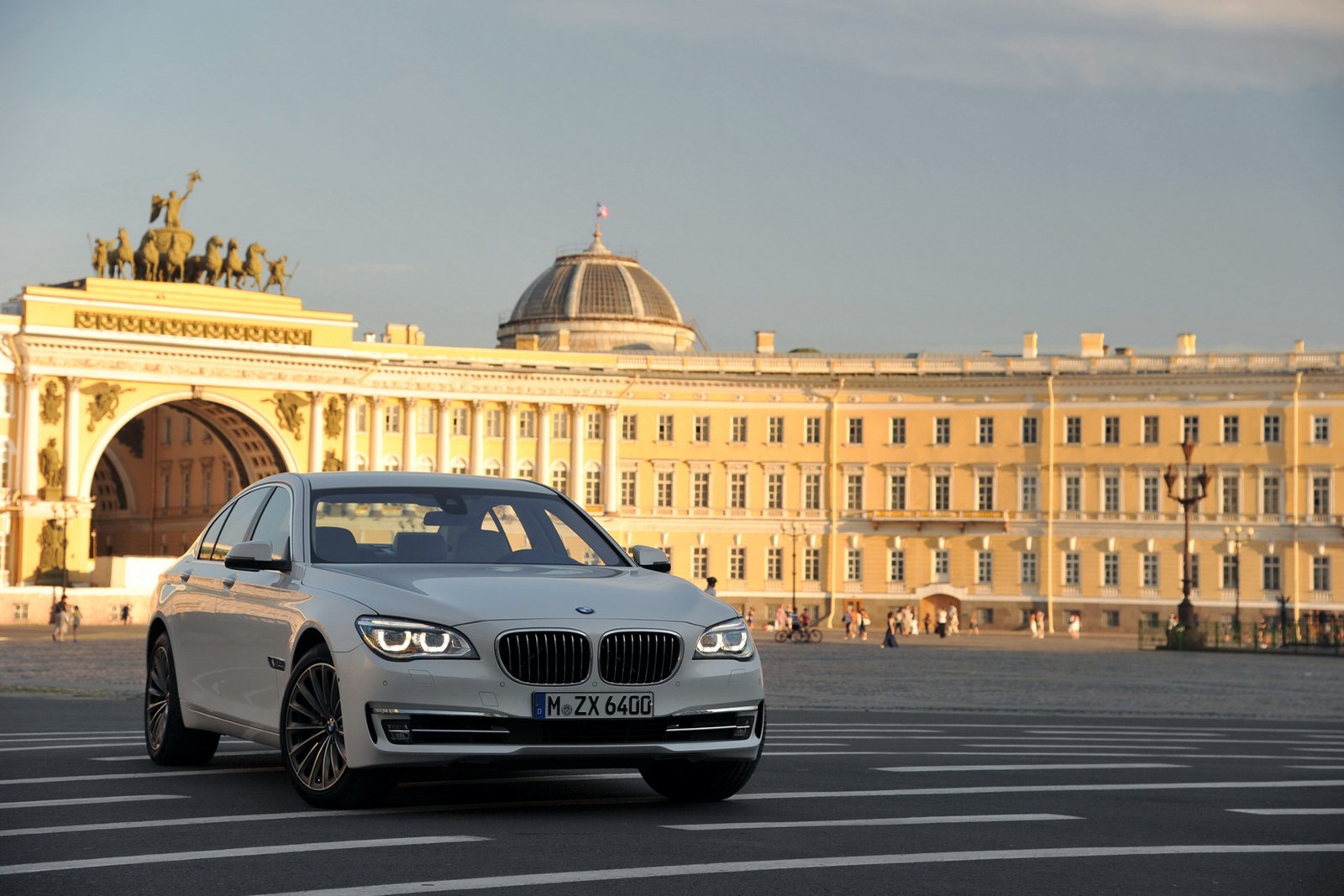 Vote For Your Favorite BMW 7-Series Generation | Carscoops