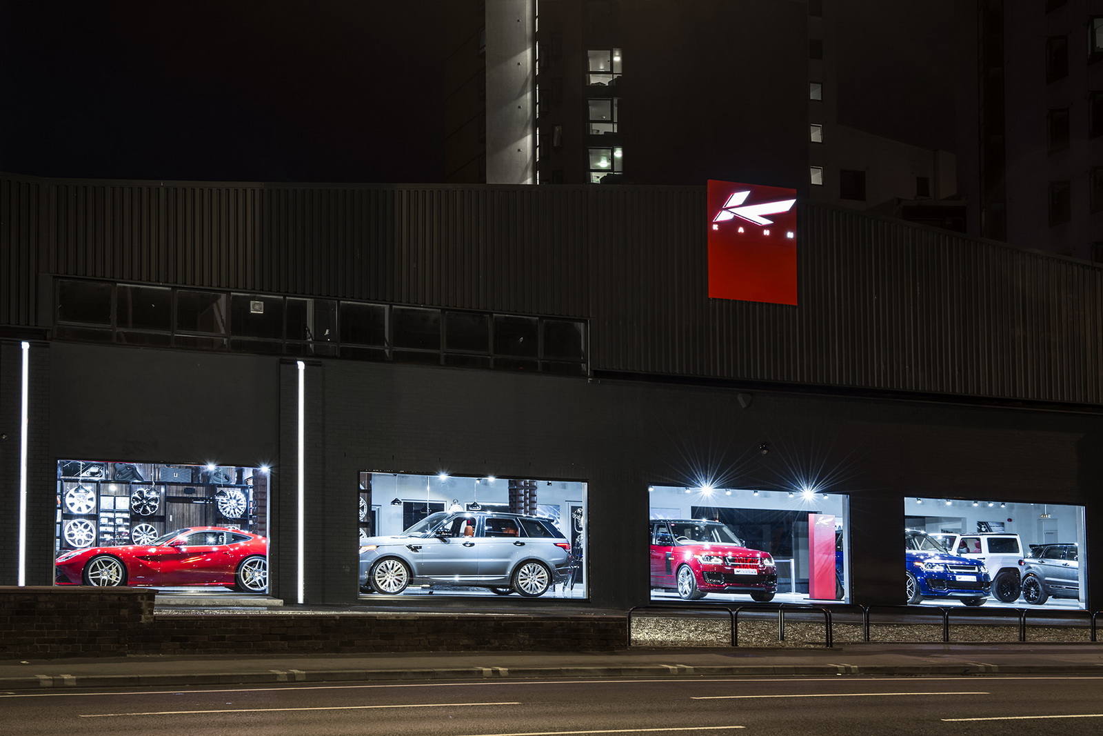 Inside Kahn Design: From Gorgeous Defenders To One-Off Supercars ...