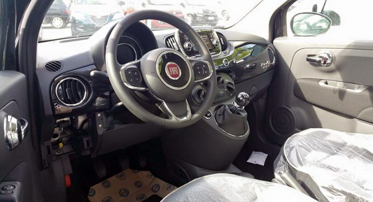 First Photo Of 2016 Fiat 500 Facelift’s Interior Reveals Infotainment ...