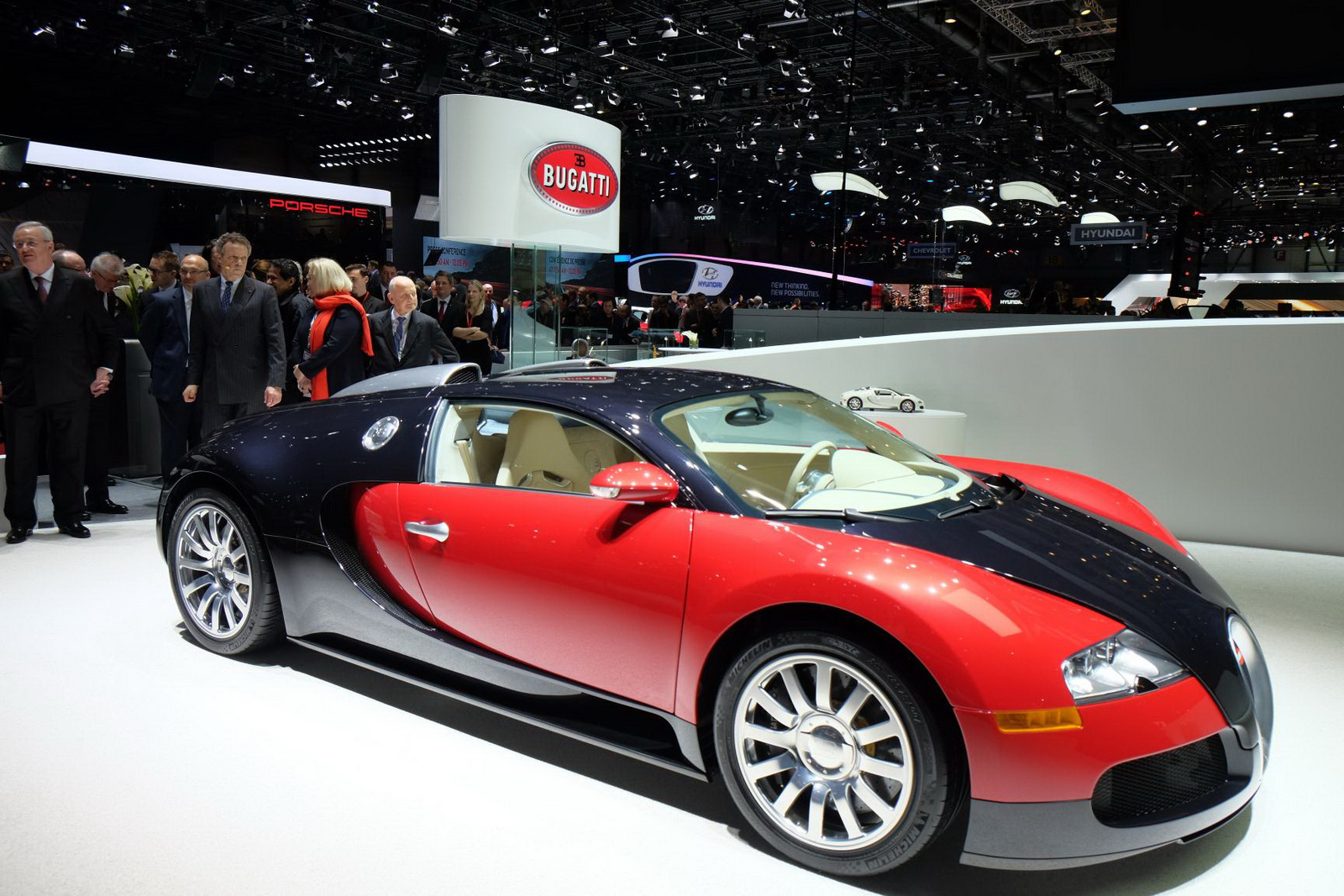 First Bugatti Veyron Expected To Fetch Up To $2.4 Million At Auction ...