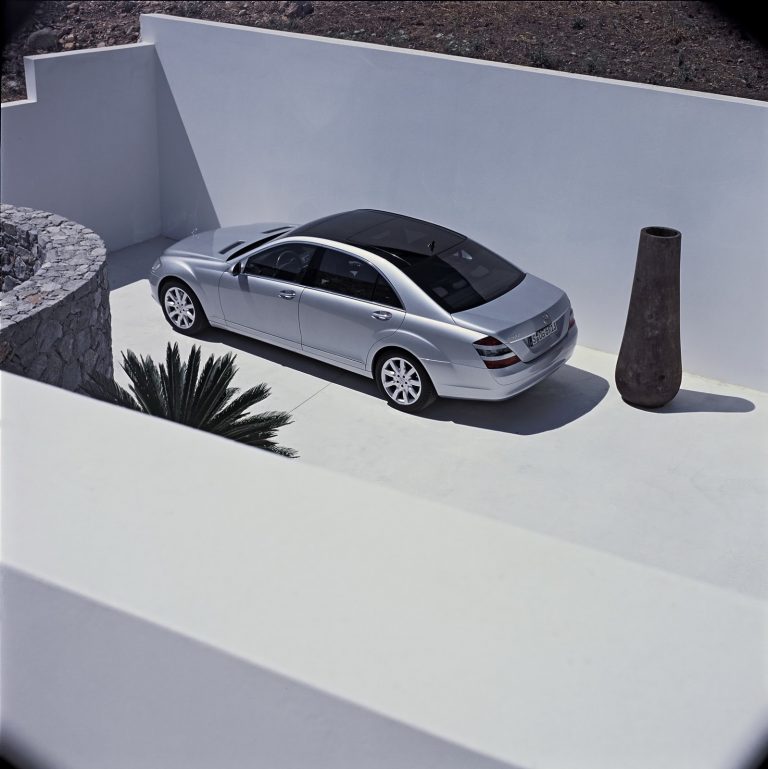 5 Reasons To Buy A W221 Mercedes-Benz S-Class | Carscoops