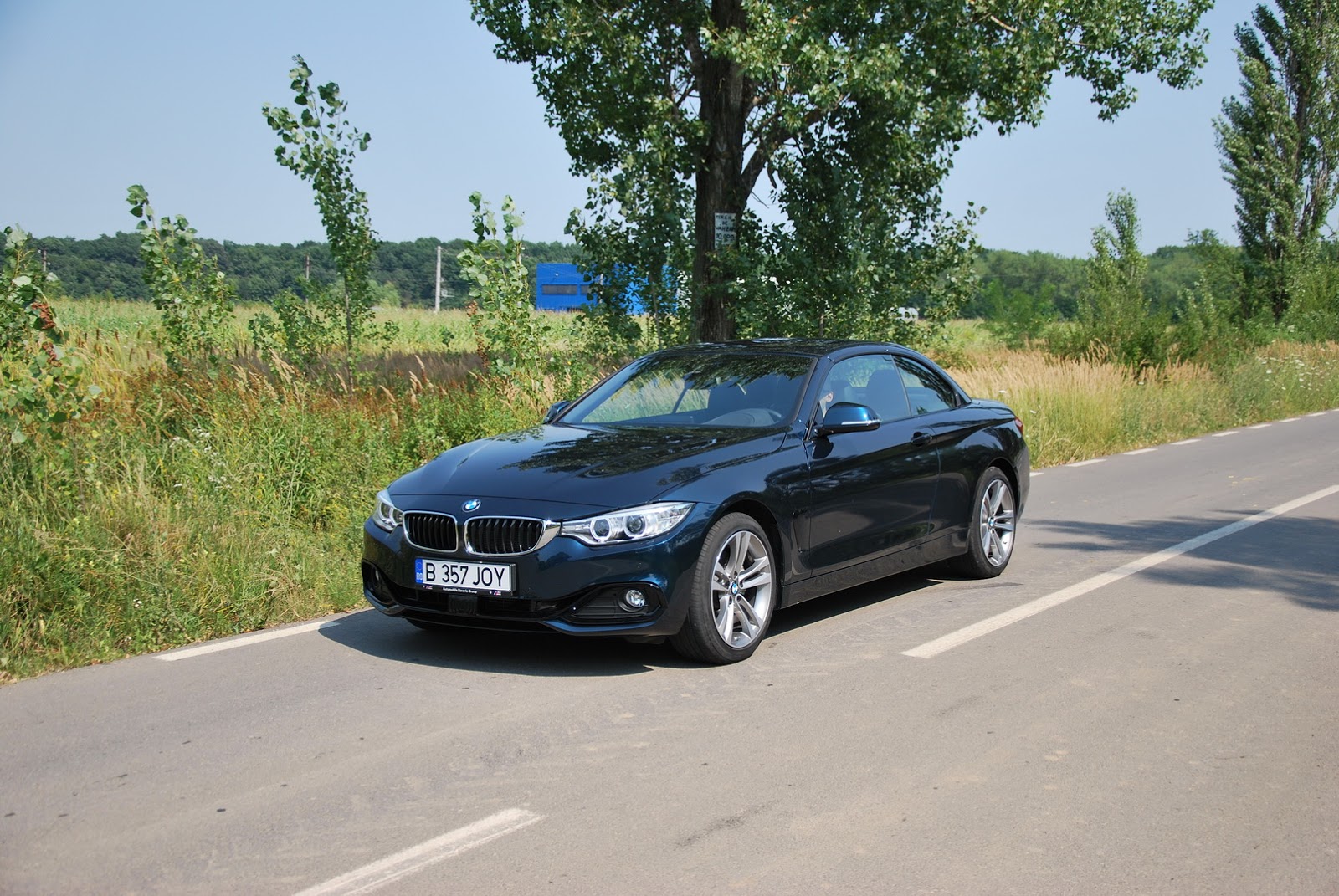 Review: BMW’s 428i Cabrio Can Be The Ideal All-Season Sports Car ...
