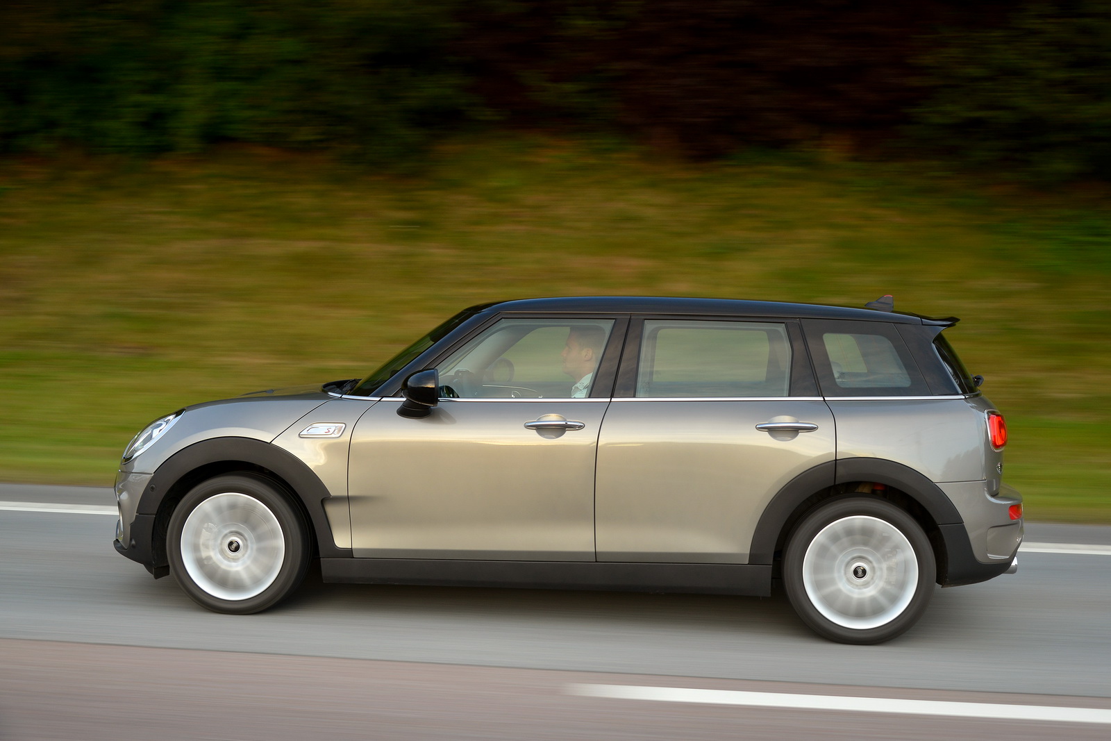 New MINI Clubman Full Gallery And Specs Released [274 Pics] | Carscoops
