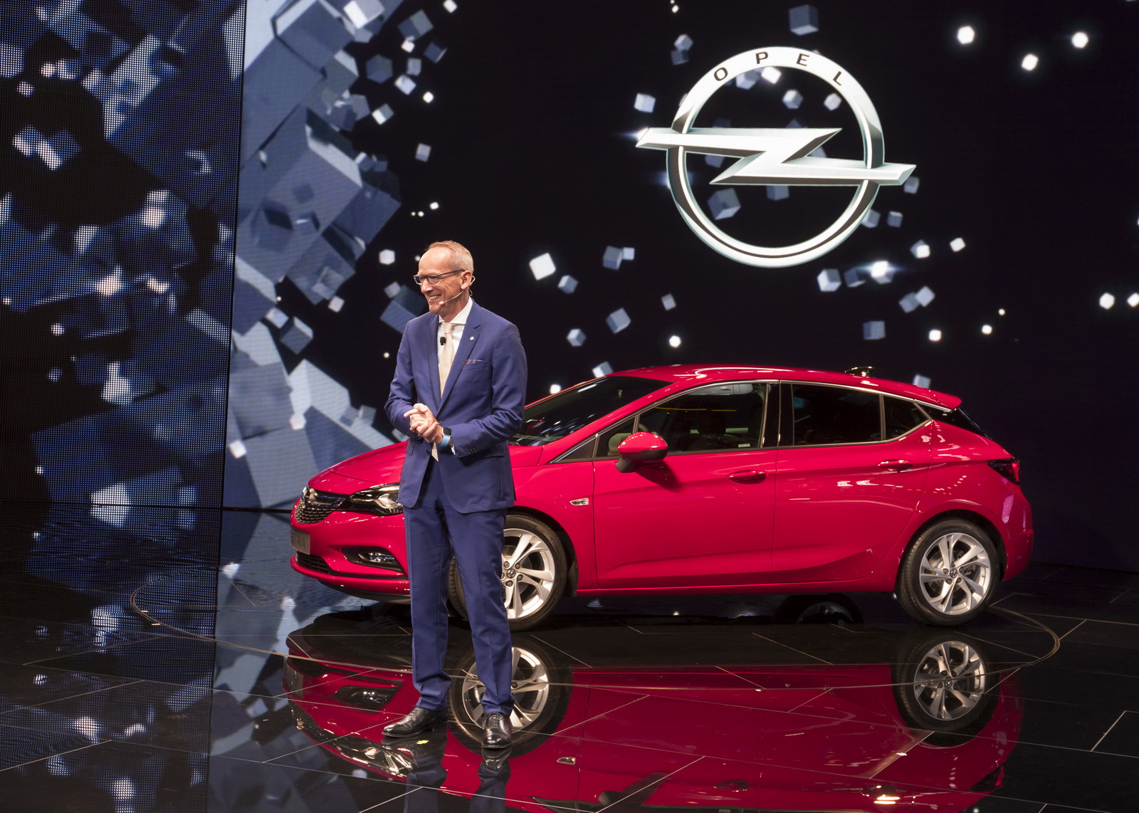 Opel Premiers New Astra, Plans 29 New Models By 2020 | Carscoops