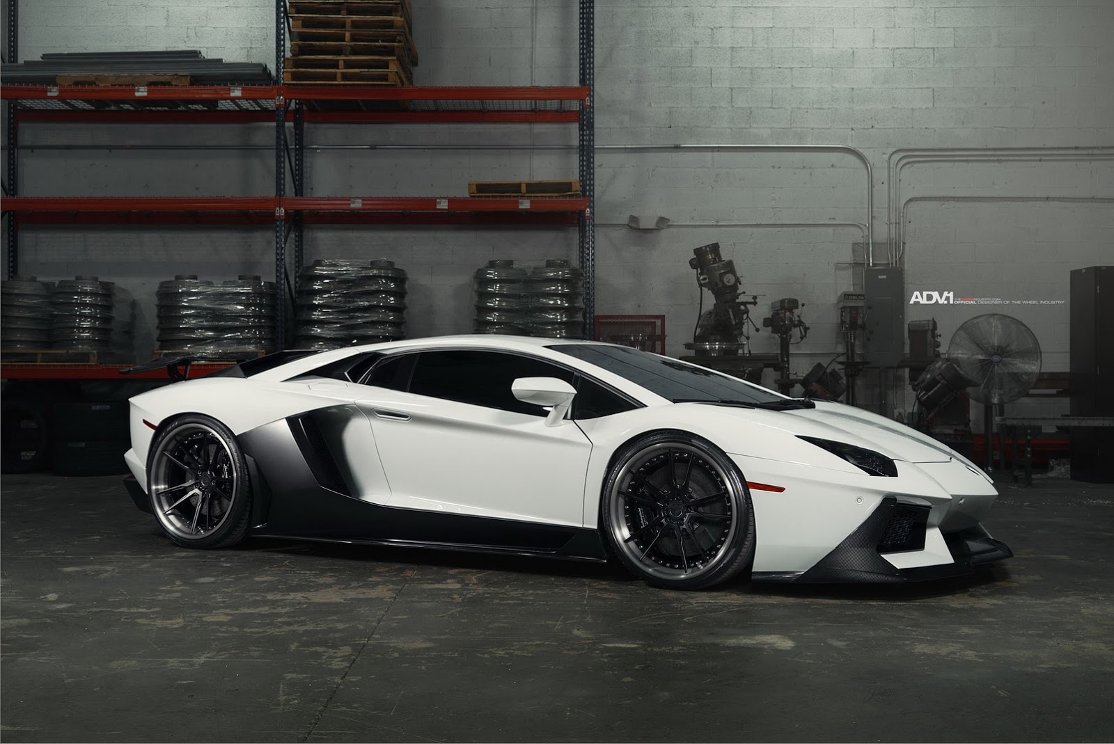 Custom Lamborghini Aventador-V Coupe Chilling Out On Matte Black Wheels ...