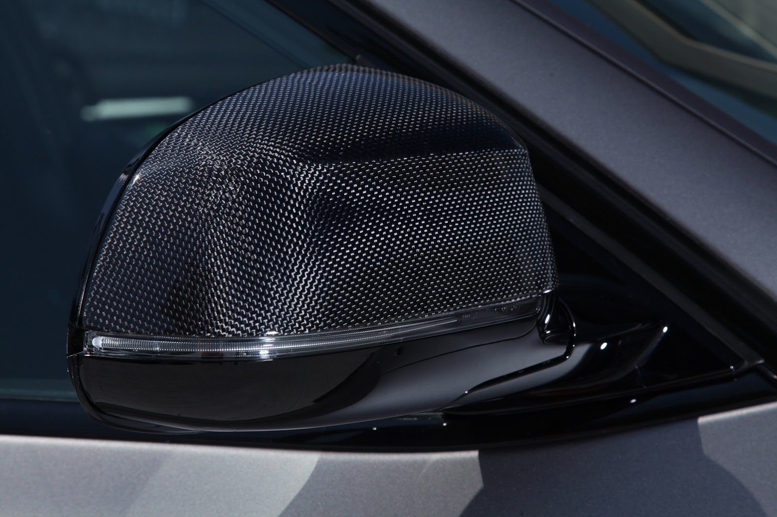 Lightweight’s ‘Stealthy’ BMW X4 Has Up To 370HP | Carscoops