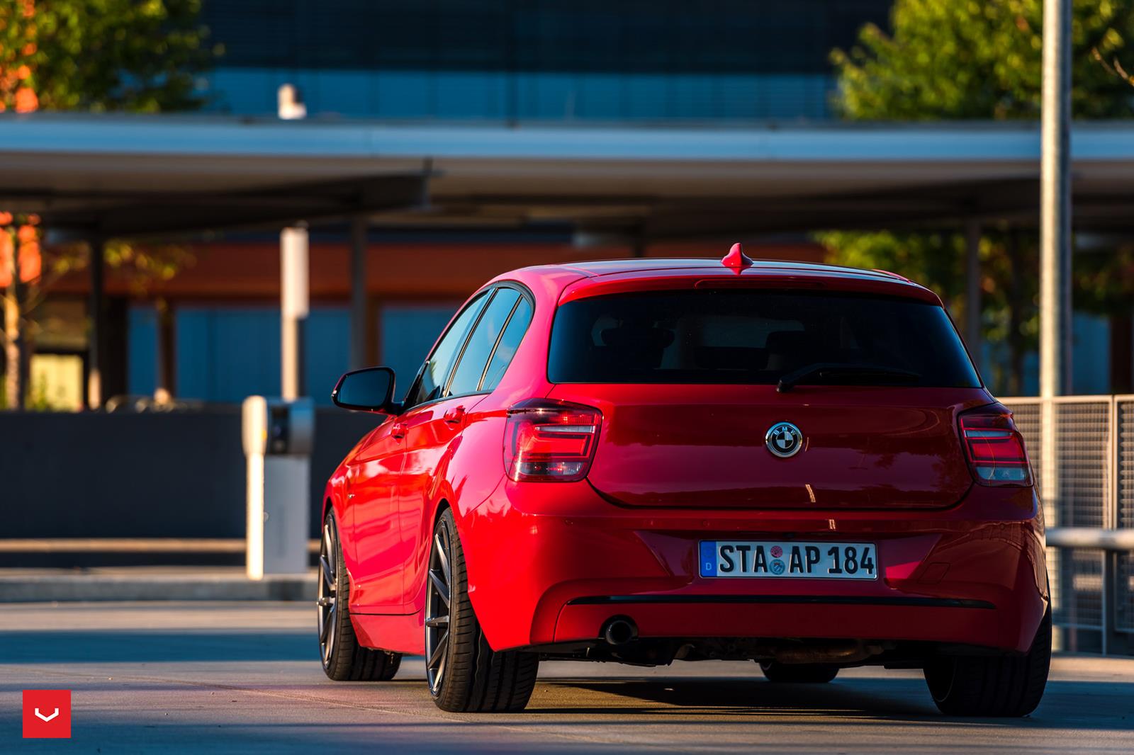 Pre-Facelift BMW 1-Series Looks Surprisingly Good On Black Custom ...