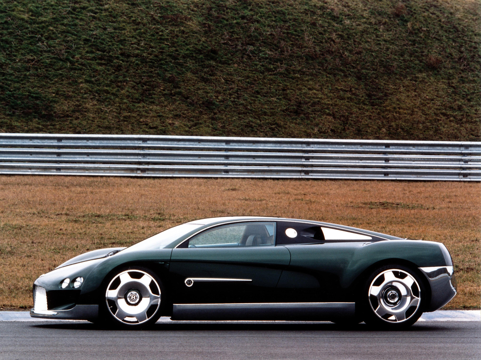 Bentley Said To Be Planning A Hypercar For 2019 | Carscoops