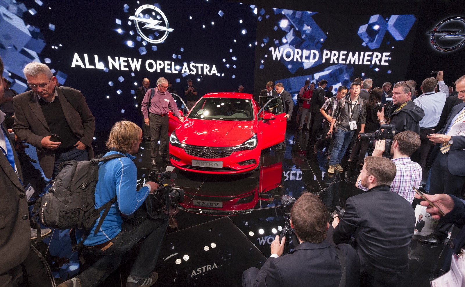 Opel Premiers New Astra, Plans 29 New Models By 2020 | Carscoops