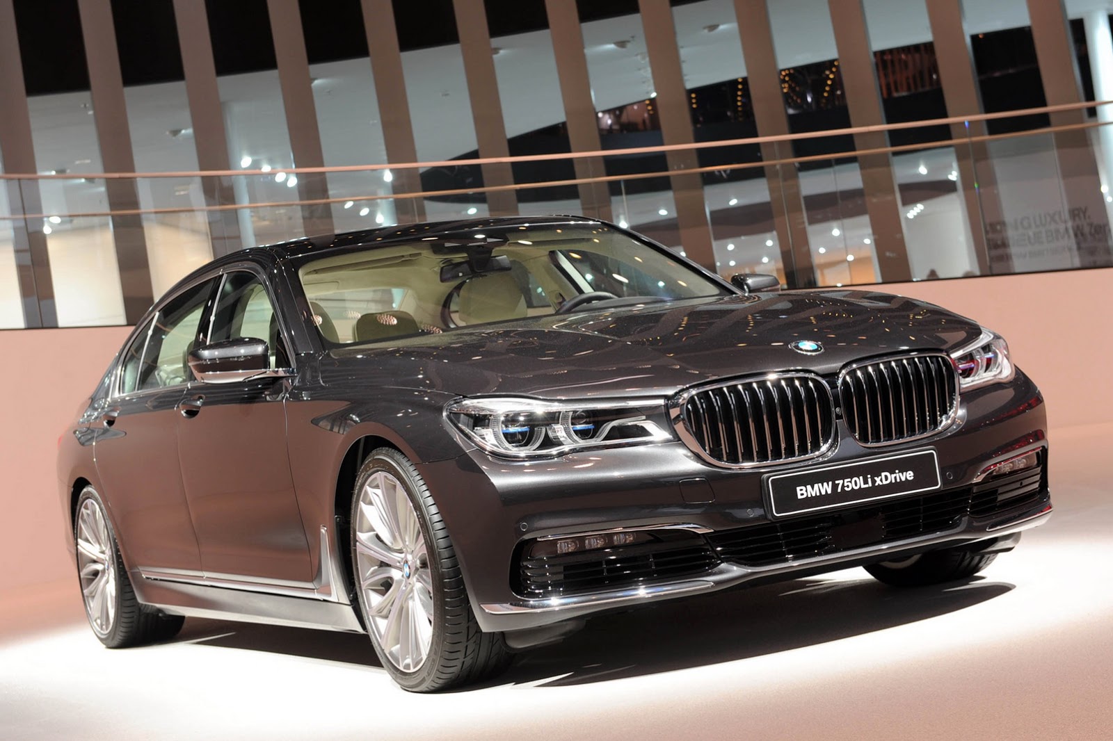 New BMW 7-Series Swings For The Fences At IAA 2015 | Carscoops
