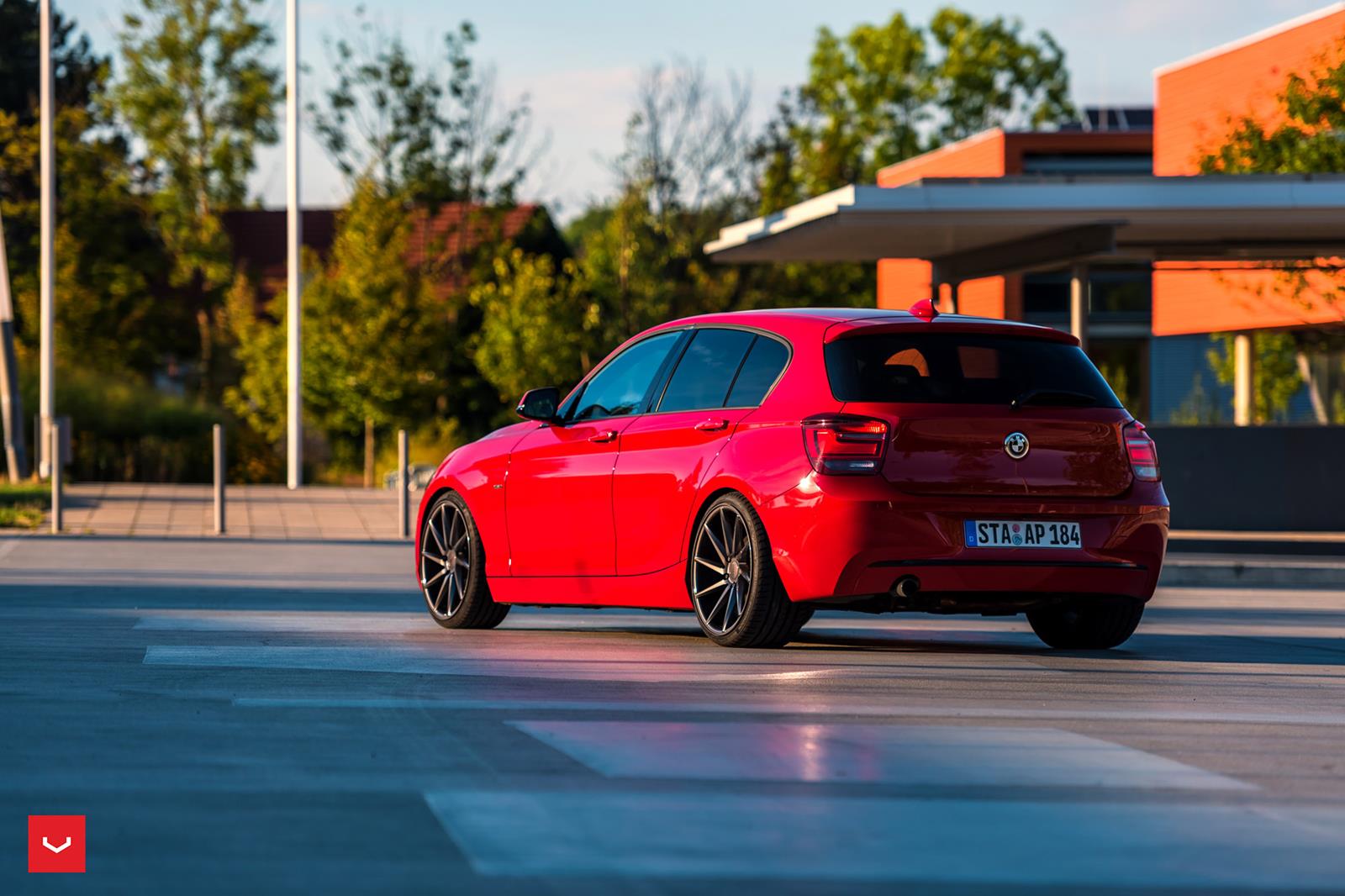 Pre-Facelift BMW 1-Series Looks Surprisingly Good On Black Custom ...