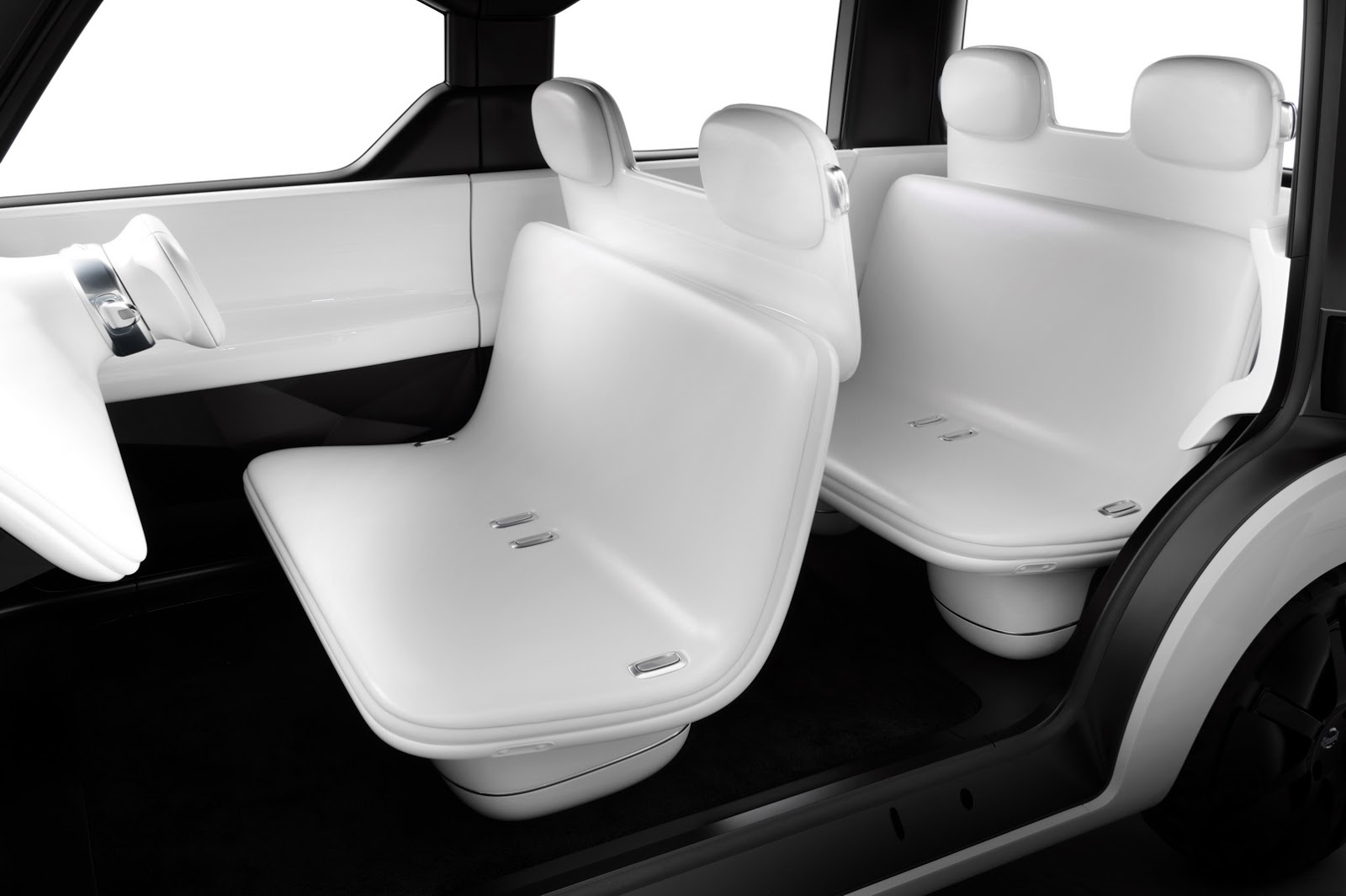 Nissan’s ‘Teatro For Dayz’ Concept Is A Mobile Device For The Digital ...