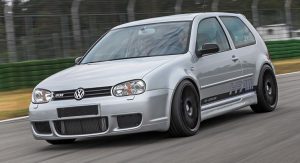HPerformance Transforms A Golf 4 R32 Into A Serious Powerhouse | Carscoops