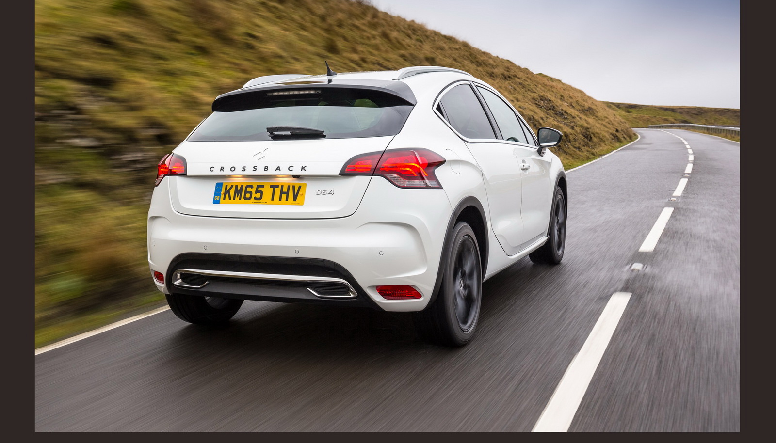 DS Automobiles Launches The DS 4 and DS 4 Crossback In The UK [48 ...