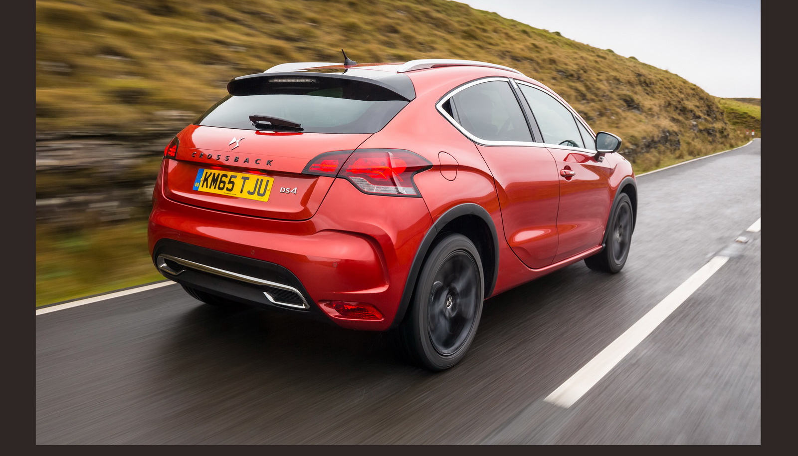 DS Automobiles Launches The DS 4 and DS 4 Crossback In The UK [48 ...