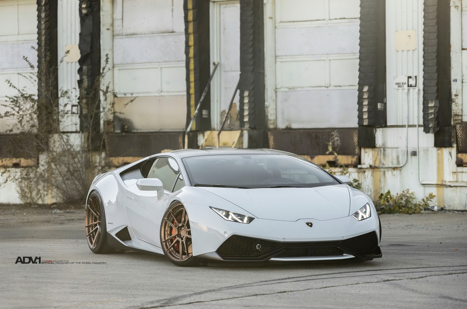 2015 Huracan Picks Up Polished Matte Brown Wheels | Carscoops