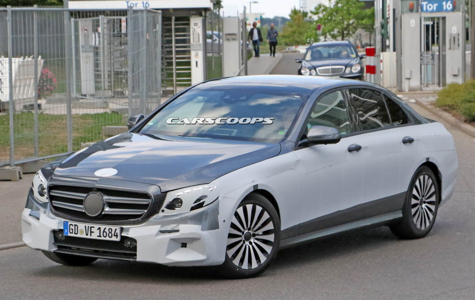 Next-Gen 2017 Mercedes-Benz E-Class Ushering In New Family Of Engines ...