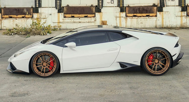 White Car Gunmetal Rims