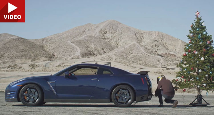 The Fastest Way To Undecorate A Christmas Tree Involves A Nissan GT-R ...