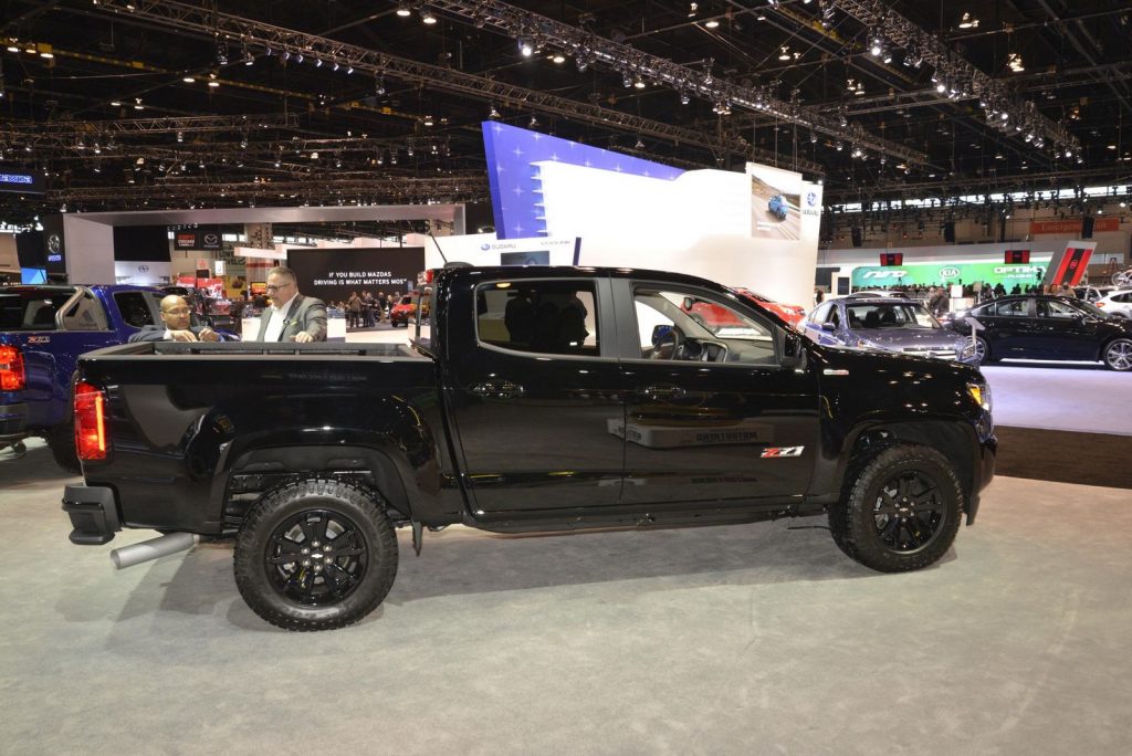 Chevrolet’s Murdered Out Silverado & Colorado Midnight Specials | Carscoops
