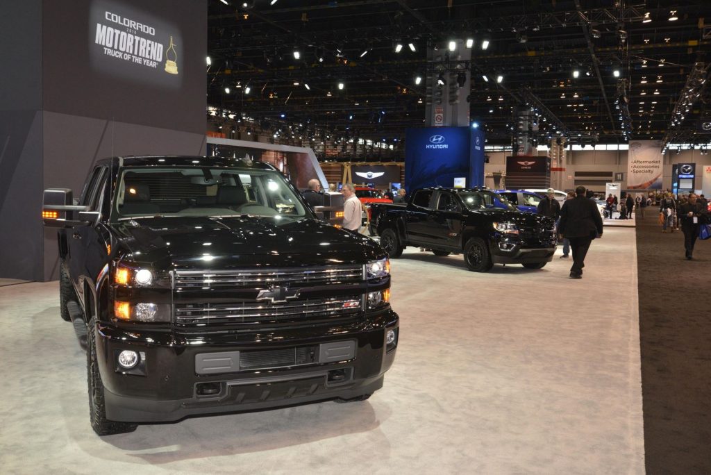 Chevrolet’s Murdered Out Silverado & Colorado Midnight Specials | Carscoops