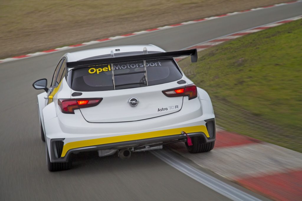 Opel Astra TCR Looking Good During Pre-Season Tests [w/Video] | Carscoops