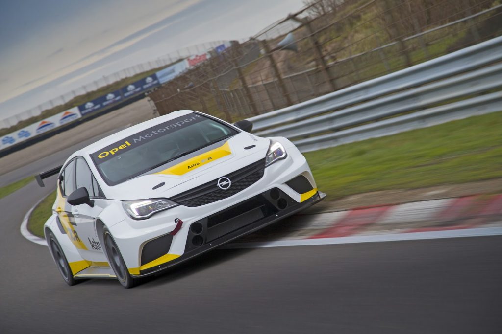 Opel Astra TCR Looking Good During Pre-Season Tests [w/Video] | Carscoops