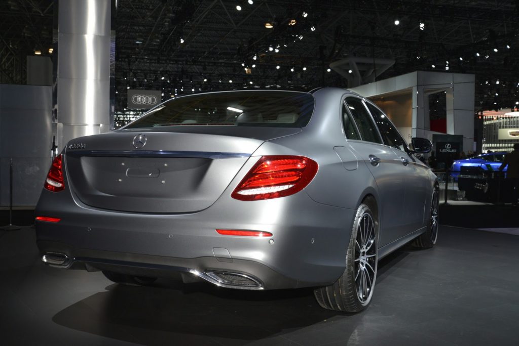 Mercedes-Benz Tests NY Waters With Diesel-Powered 2017 E-Class | Carscoops