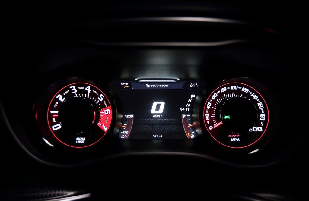 World’s First Dodge Challenger Hellcat Convertible Costs $139,000 [w ...