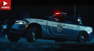 ‘Jack Reacher: Never Go Back’ Trailer Shows Tom Cruise Still Doing Car ...