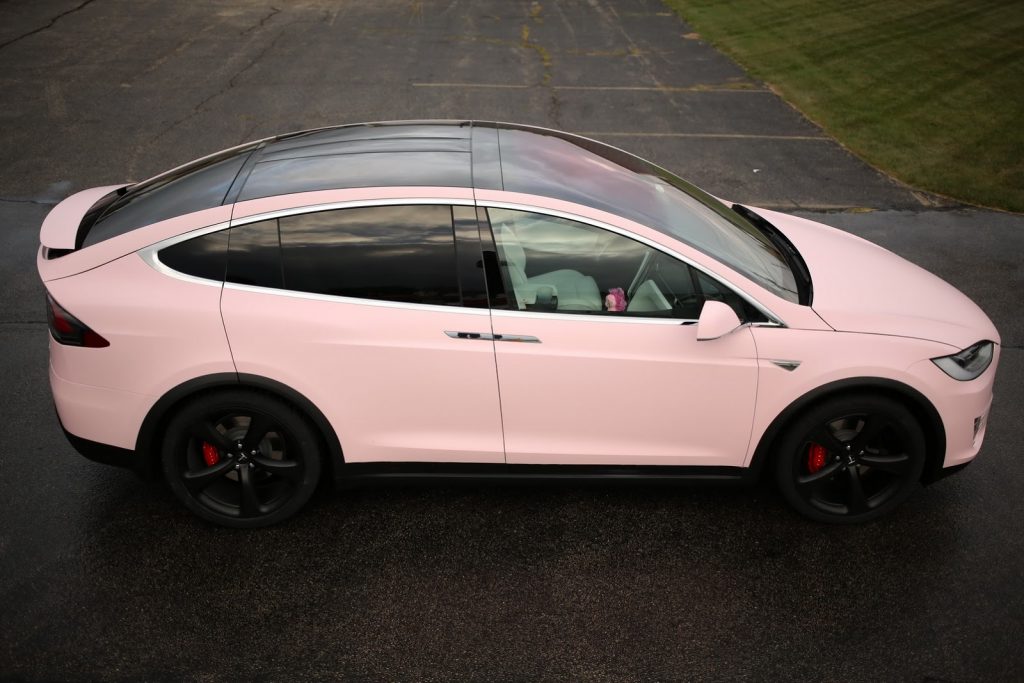 This Tesla Model X Owner Really Loves The Color ‘Pink’ | Carscoops