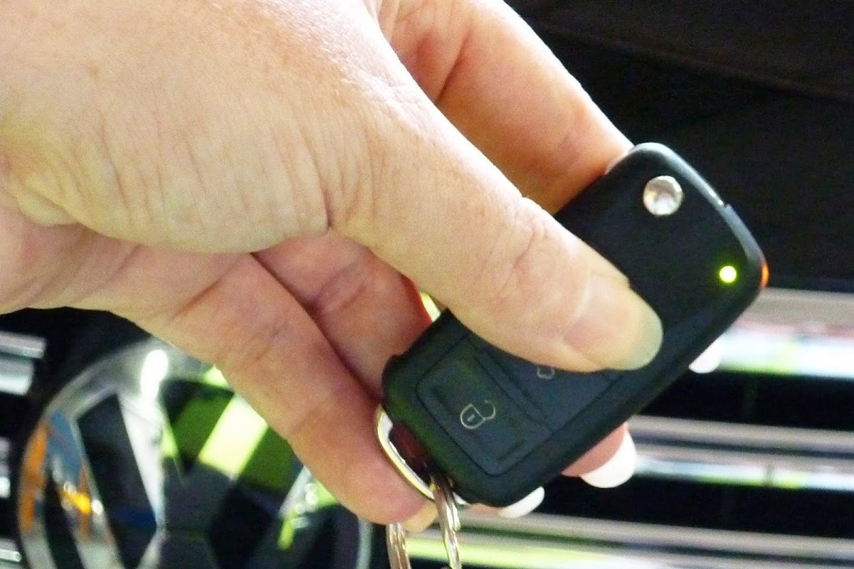 UK Motorists Are Leaving Their Car Keys With Strangers In Record ...