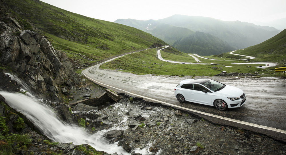 The 10 Most Spectacular Roads In The World For Petrolheads [w/Video ...