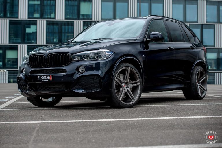 These Custom 22″ Wheels Work On Black BMW X5 | Carscoops