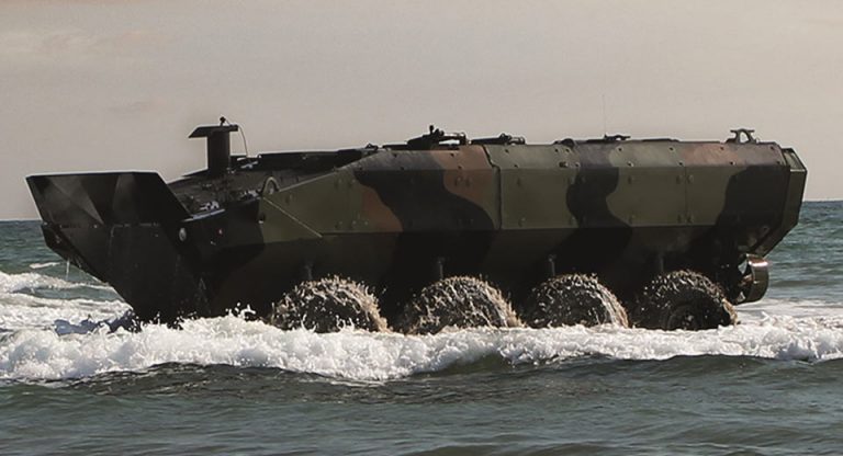 US Marine Corps Gets First BAE Systems Amphibious Combat Vehicle For ...