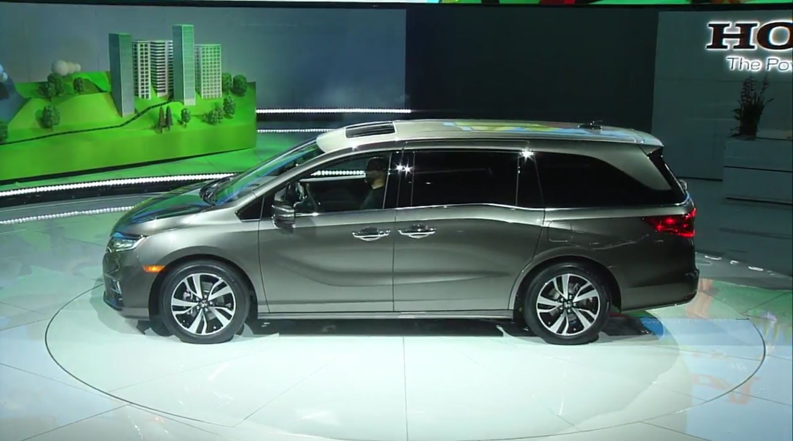 Honda’s All-New 2018 Odyssey Minivan Arrives In Detroit | Carscoops