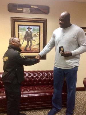 Imagine Seeing Deputy Shaq O’Neal Following You In A Charger Hellcat ...