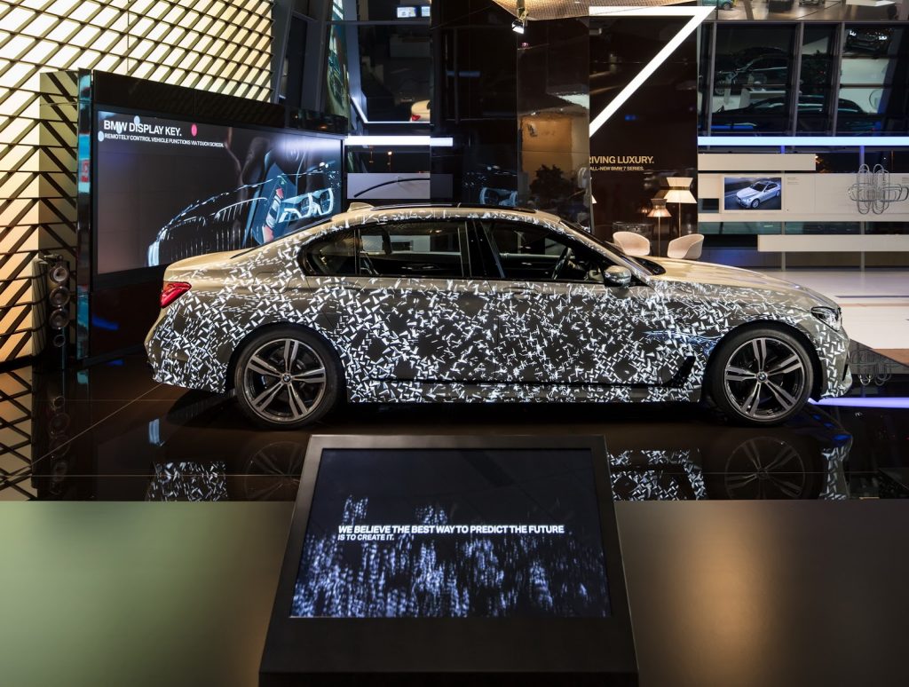 BMW Gets Creative With Projection Mapping On 7-Series [w/Video] | Carscoops